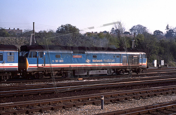 Rail-Online | Class 50 Type 5 | 50001 1990-04 Basingstoke