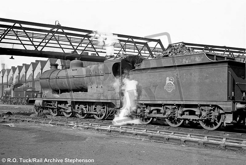 Rail-Online | 30xx ROD 2-8-0 | 3041 1958-03-06 Cardiff Canton