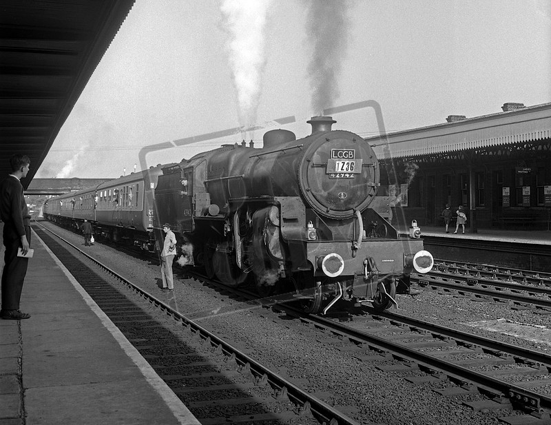 Rail-Online | Hughes/Fowler 'Crab' 2-6-0 | 42942 1966-09-24 Rhyl