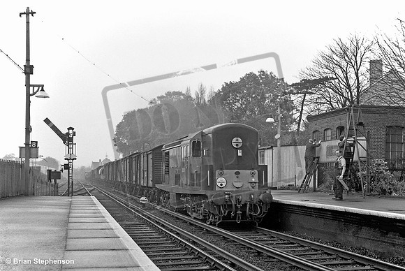 Rail-Online | Class 15 BTH Type 1 | D82xx 1962-11-13 Gipsy Hill