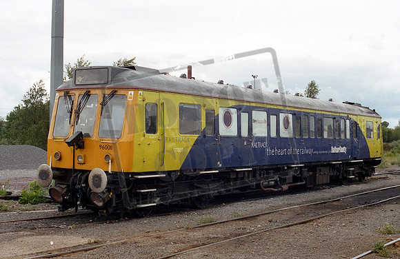 Rail-Online | DMU - Heritage classes | DMU 960011 977859 ex class 121 ...