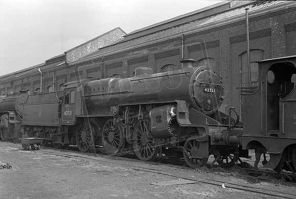 Rail-Online | Hughes/Fowler 'Crab' 2-6-0 | 42721 1961 Horwich