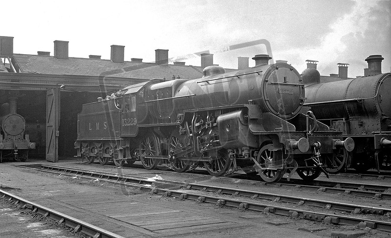 Rail-Online | Hughes/Fowler 'Crab' 2-6-0 | 13229 1931-05 Crewe South