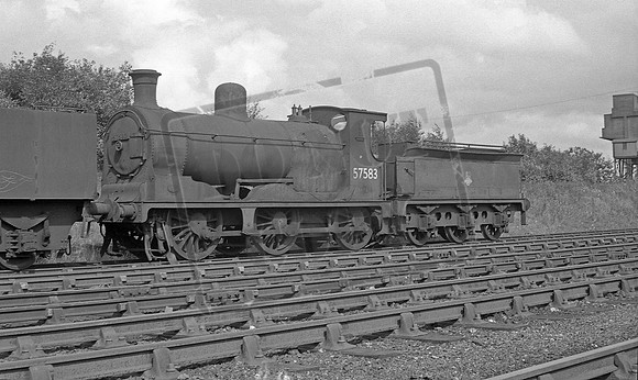 Rail-Online | McIntosh 652/812 class 3F 0-6-0 | 57583 1962-08-20 Carstairs