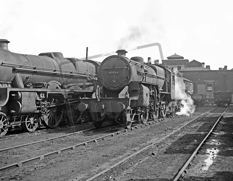 Rail-Online | Hughes/Fowler 'Crab' 2-6-0 | 42940 1960 Willesden