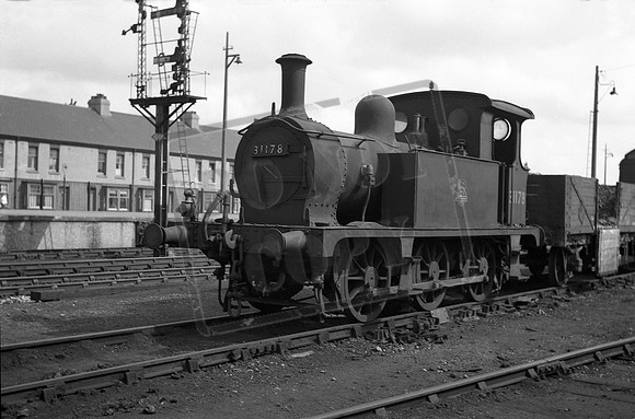 Rail-Online | P 0-6-0T | 31178 1950s Dover