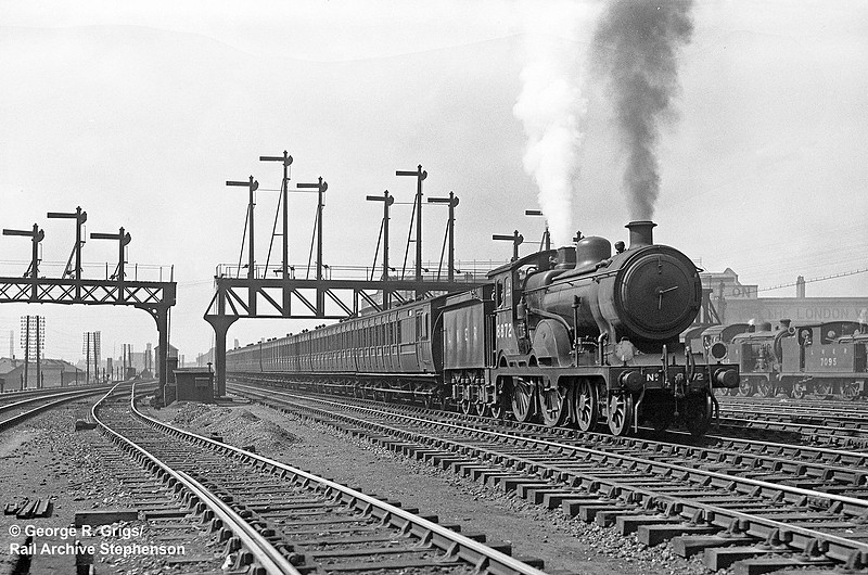 Rail-Online | D14/D15/D16 4-4-0