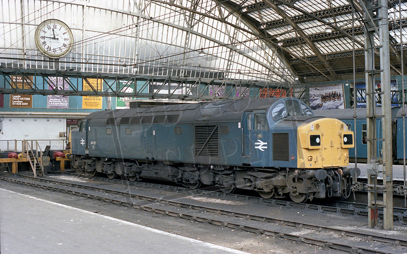 Rail-Online | Class 40 EE Type 4 | 40127 1979-12 Liverpool Lime Street