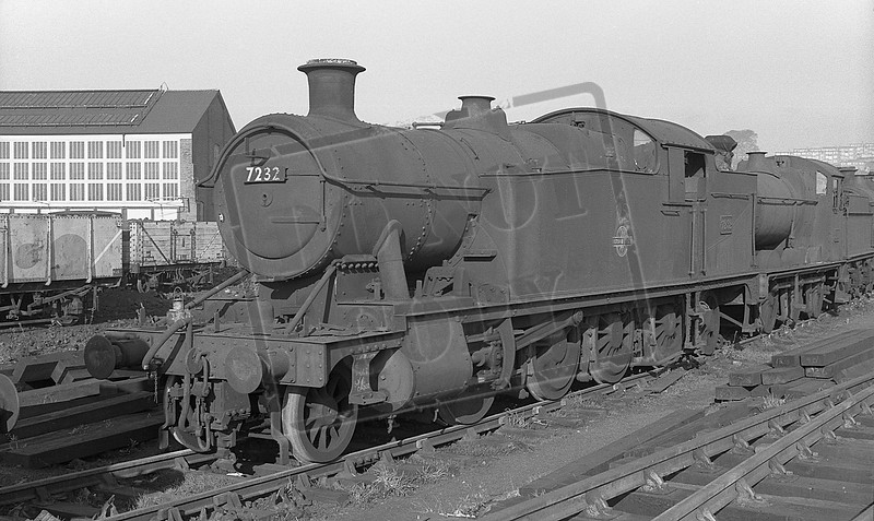 Rail-Online | 72xx 2-8-2T | 7232 1960-10-16 Newport Ebbw Junction