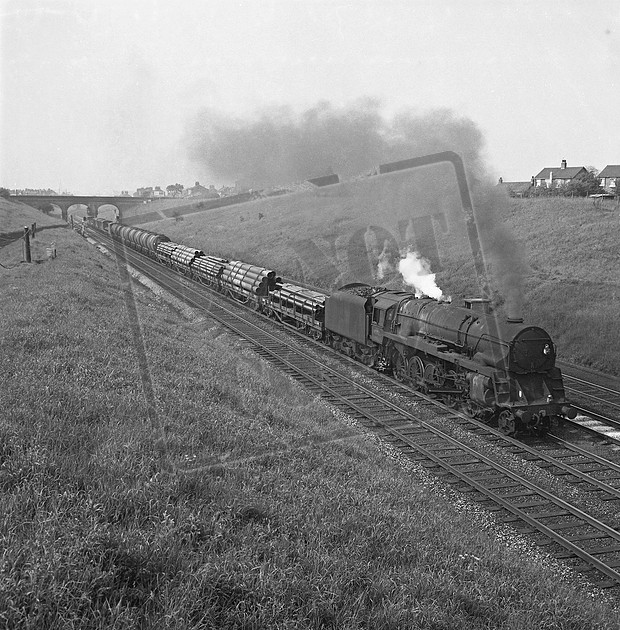 Rail-Online | 92xxx 9F 2-10-0 | 92025 1967-06-12 Farington Curve Junction