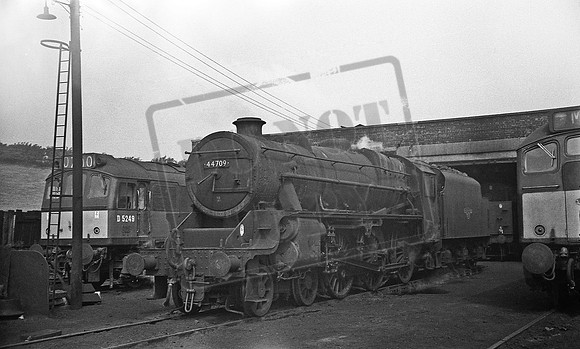 Rail-Online | Stanier Black 5 4-6-0 | 44709 1968 Carnforth