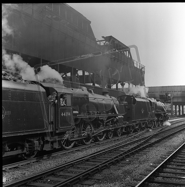 Rail-Online | Black 5 | 44894 44871 1968 Manchester Victoria-ROneg-1407 ...