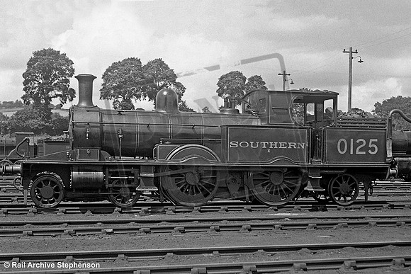 Rail-Online | Adams Radial 4-4-2Ts | LSWR 0125 1925c where